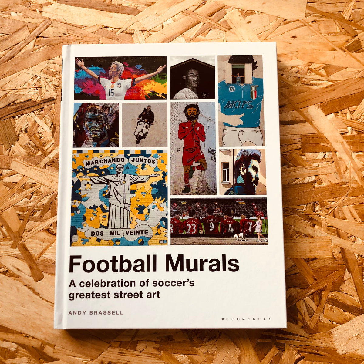 Football Murals: A Celebration of Soccer's Greatest Street Art – Stanchion